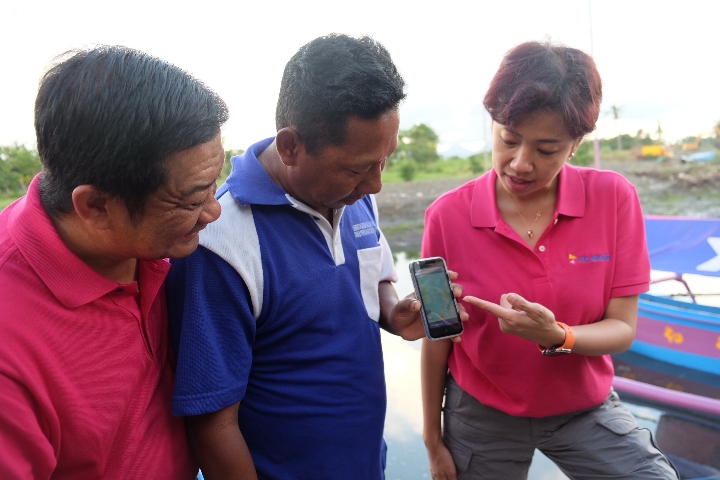 XL Axiata Kenalkan Aplikasi Laut Nusantara Ke Nelayan | BantenNews.co ... XL Axiata Kenalkan Aplikasi Laut Nusantara Ke Nelayan | BantenNews.co ...