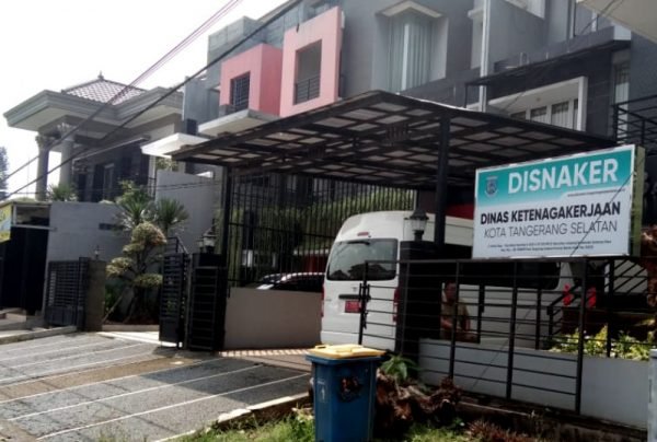 Akibat Corona, Ribuan Karyawan di Tangsel Kena PHK | BantenNews.co.id ...