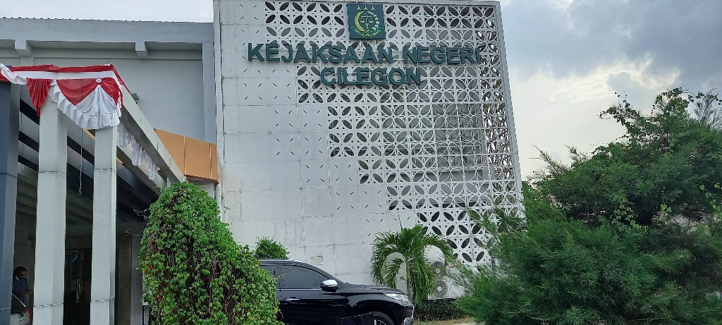 HMI Minta Kejari Tangkap Pemberi Suap Kepala Dishub Cilegon ... HMI Minta Kejari Tangkap Pemberi Suap Kepala Dishub Cilegon ...