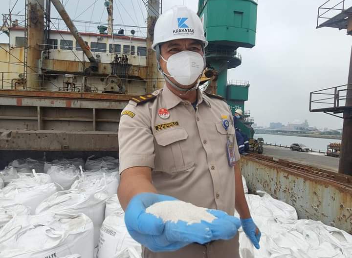 Karantina Pertanian dan Bea Cukai Lakukan Joint Inspection di Pelabuhan ... Karantina Pertanian dan Bea Cukai Lakukan Joint Inspection di Pelabuhan ...