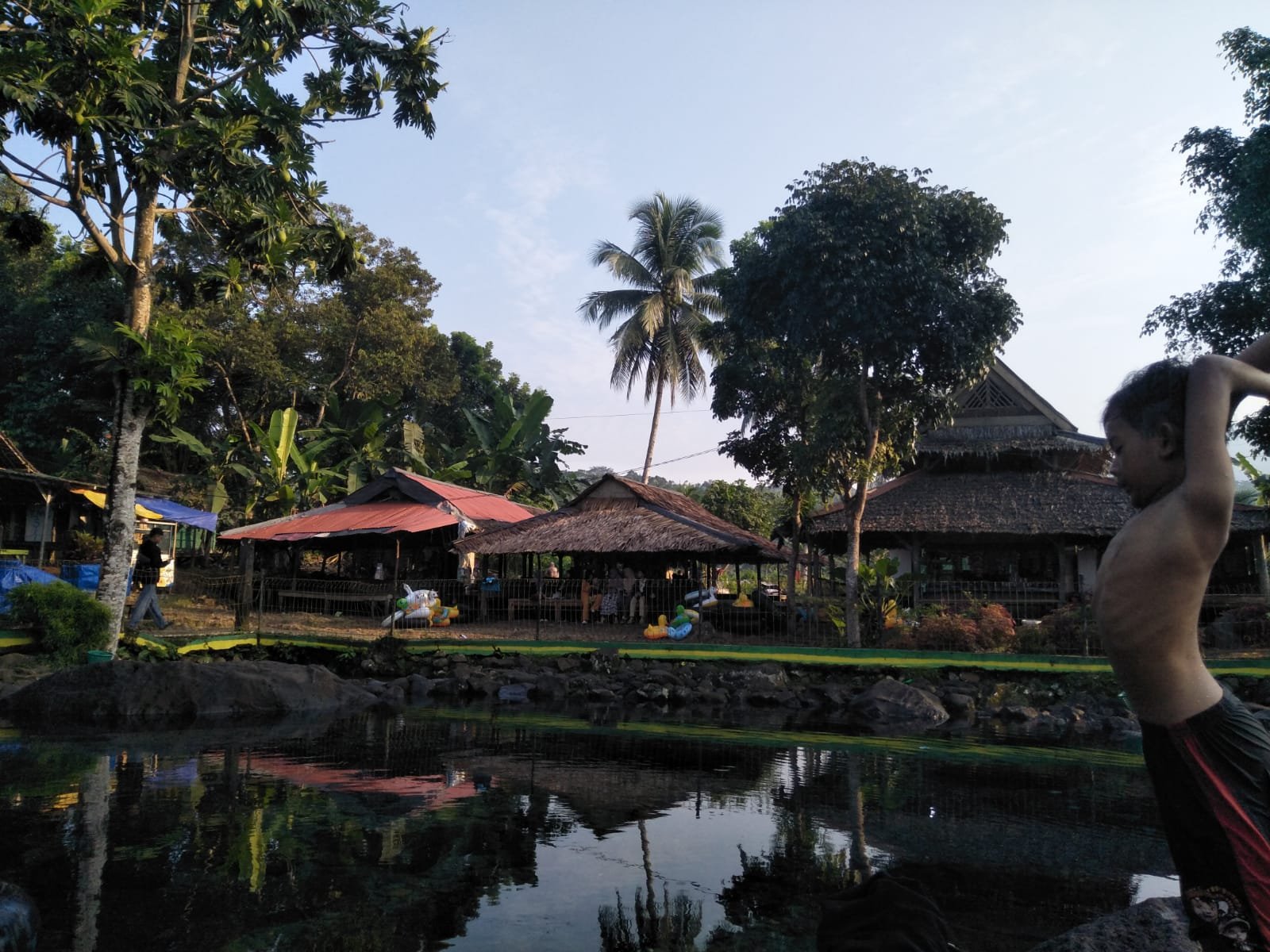 Menikmati Kesejukan Kolam Pemandian Citaman | BantenNews.co.id -Berita ...