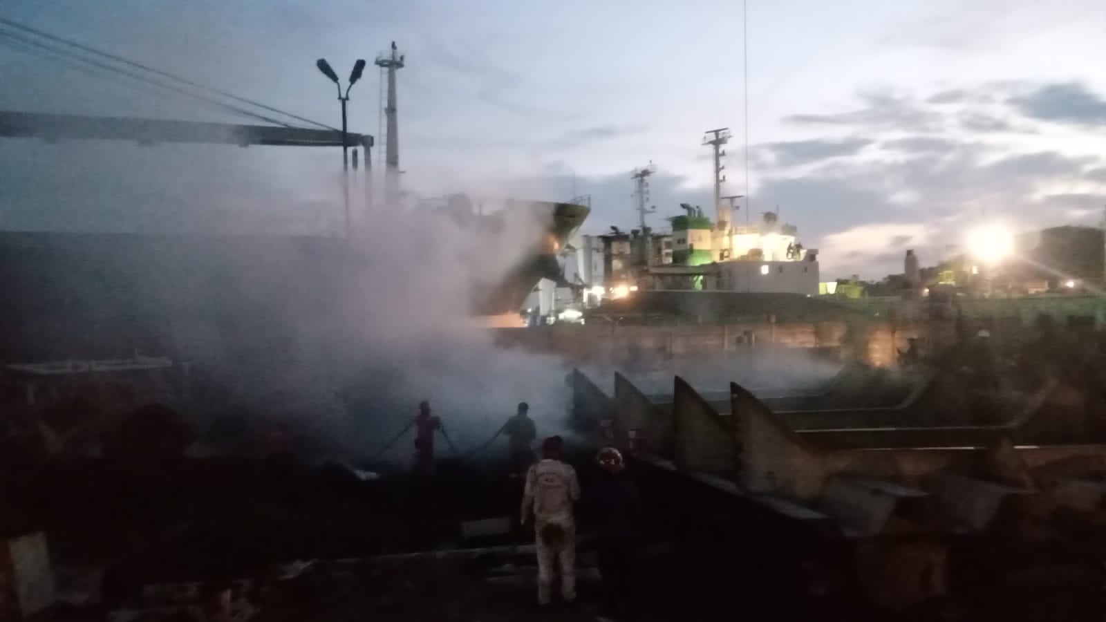 Human Error, Area Perusahaan PT Harapan Teknik Shipyard di Puloampel ... Human Error, Area Perusahaan PT Harapan Teknik Shipyard di Puloampel ...