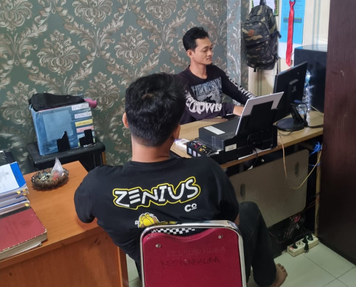 Edarkan Obat Terlarang, Pemuda Asal Saketi Pandeglang Diciduk ... Edarkan Obat Terlarang, Pemuda Asal Saketi Pandeglang Diciduk ...