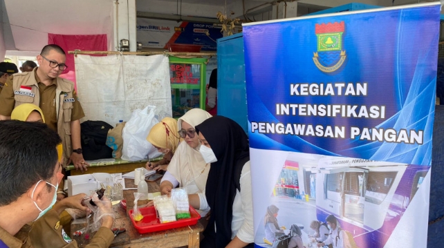 Pemkab Tangerang Awasi Jajanan Ramadan dari Zat Berbahaya | BantenNews ... Pemkab Tangerang Awasi Jajanan Ramadan dari Zat Berbahaya | BantenNews ...
