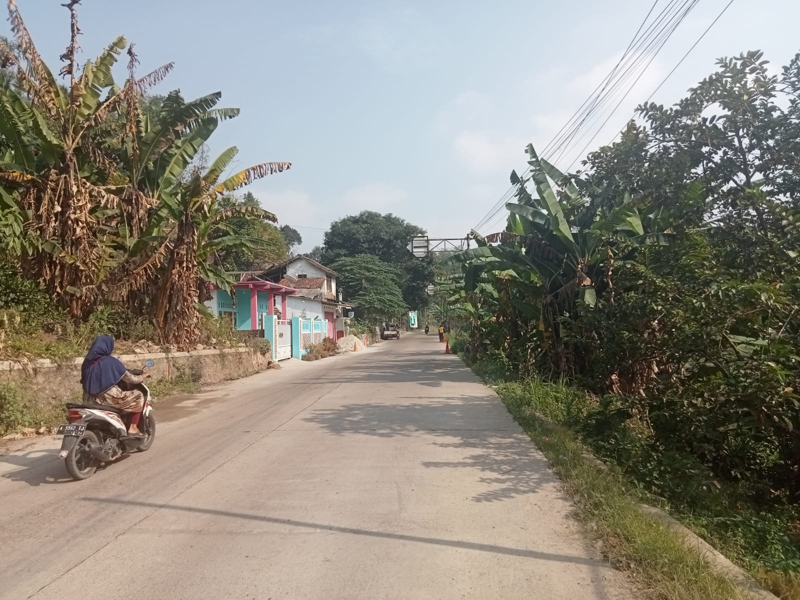 PUPR Banten Lakukan Pemeliharaan Rutin Jalan Pembersihan Damija di ...