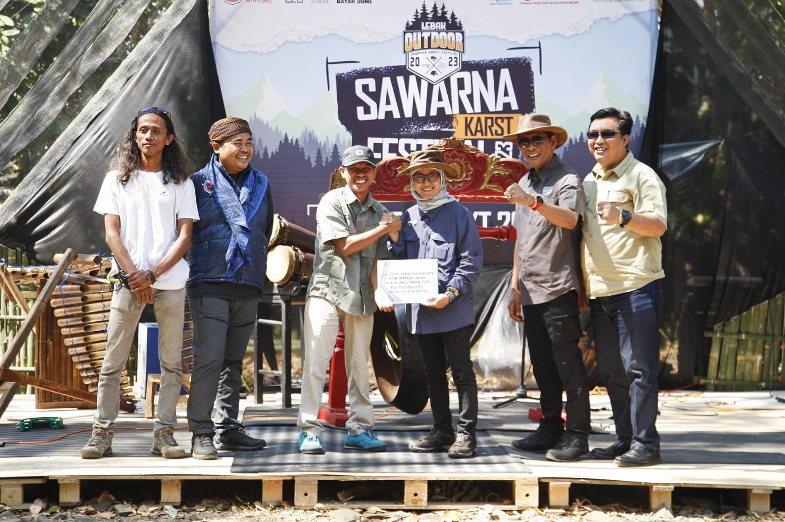 Iti Resmikan Lebak Outdoor Festival 2023 di Bayah | BantenNews.co.id ...