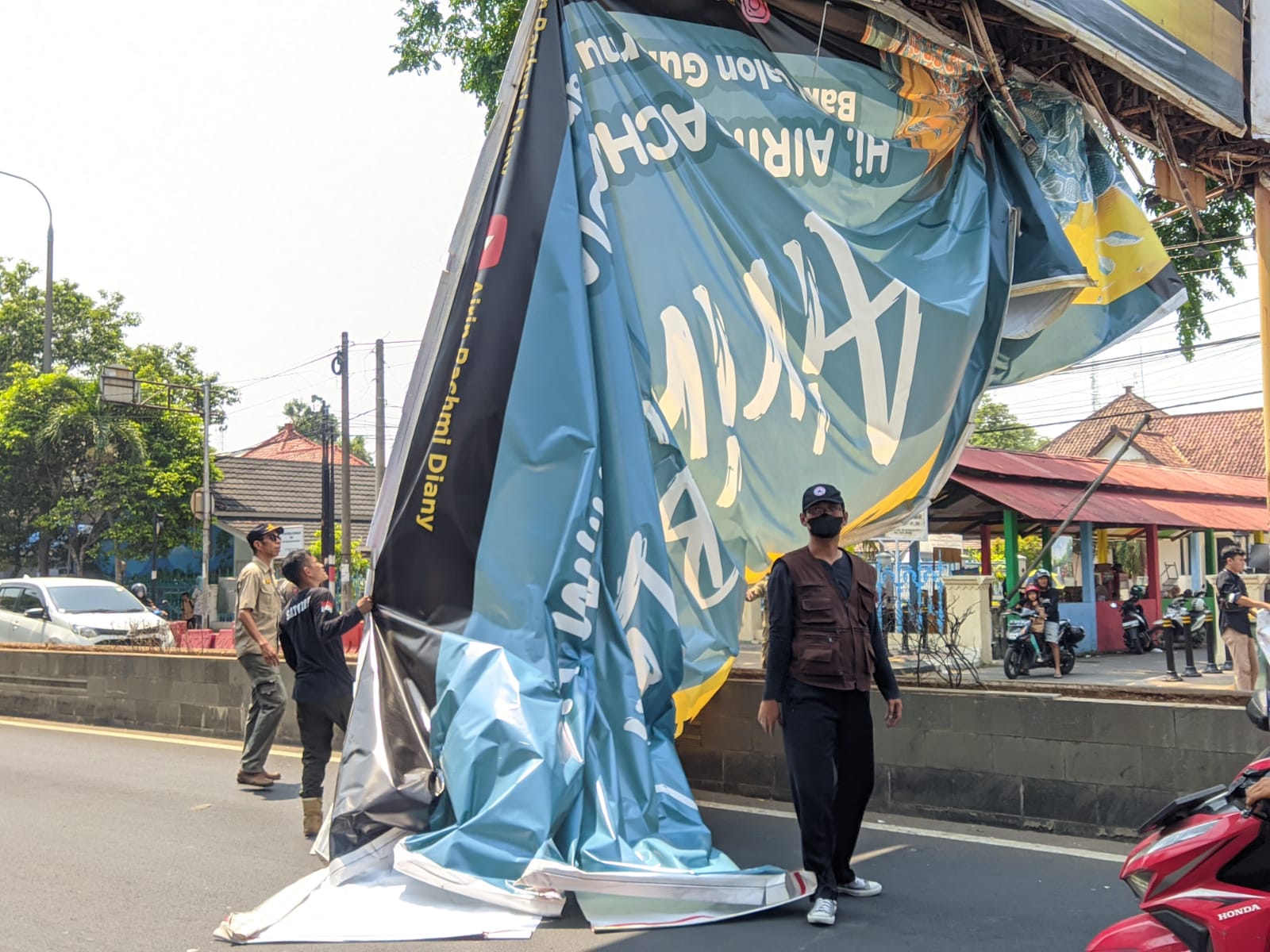 Jelang Masa Kampanye 4 071 Apk Ditertibkan Bawaslu Kota Serang