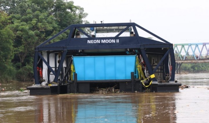 DLHK Kabupaten Tangerang Bangun Sarana Pendukung Kapal Pembersih Sampah ...